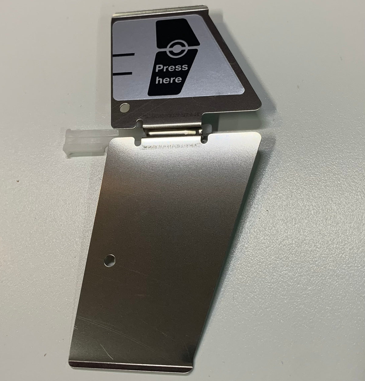 Roland: Assy, Clamp Media RIGHT- SV VG2-640 — Grant Graphics